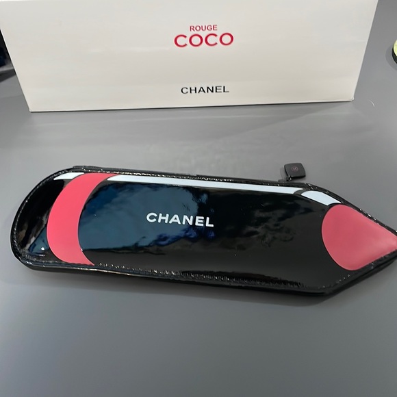 CHANEL | Bags | Chanel Beaute Mini Makeup Case In Black New In Box ...
